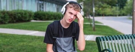 Why Do I Hear Static In My Headphones White Noise In Wireless