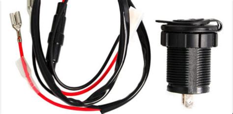 Single USB Lader Med Voltmeter Single USB Lader Med Voltmeter