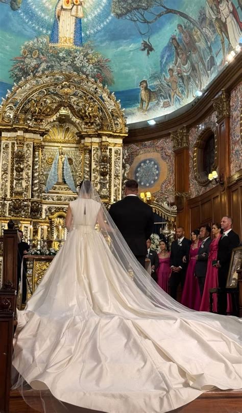 Virginia Fonseca Troca De Vestido Com Amiga Durante Festa De Casamento E Explica Motivo