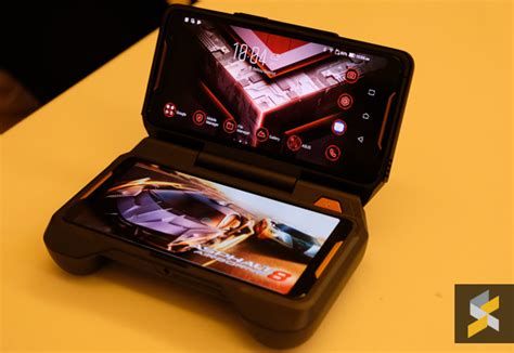 Asus Has Just Made The Most Insane Gaming Smartphone Soyacincau