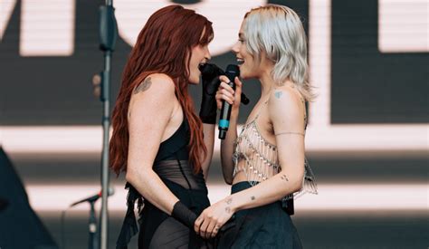 Showing Off Her Nipples In London Rphoebebridgerspics