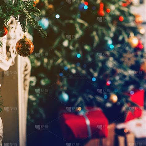 背景，方形空白圣诞树装饰，礼物，玩具。