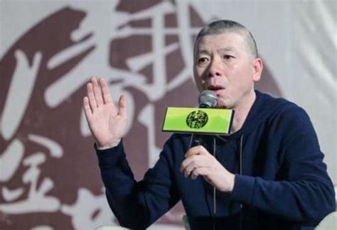 馮小剛怒懟娘炮假明星 每日頭條