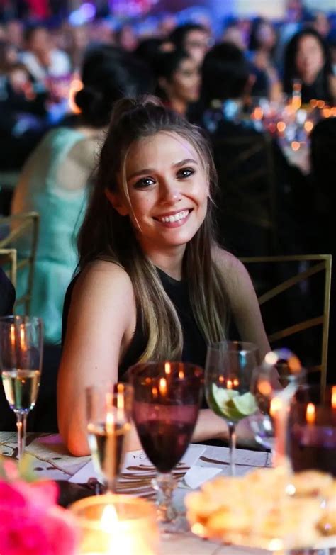 Elizabeth Olsen Scrolller