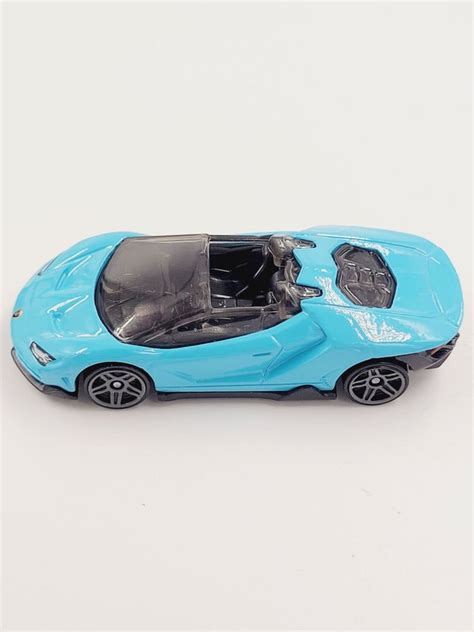Hot Wheels 2024 2016 Lamborghini Centenario Roadster X6999 Small
