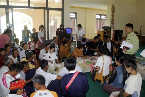 နမ့်စန်တွင် ပြည်သူ့ရေးရာစီမံခန့်ခွဲရေး၊ နိုင်ငံရေး၊ စီးပွားရေး၊ လူမှုရေးနှင့် စည်းရုံးရေးကိစ္စရပ