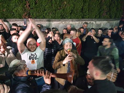 ФОТО ВИДЕО Со зурли и тапани ДУИ слави во Тетово 360 степени