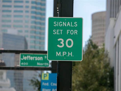 Trilingual Stop Sign R Roadsigns