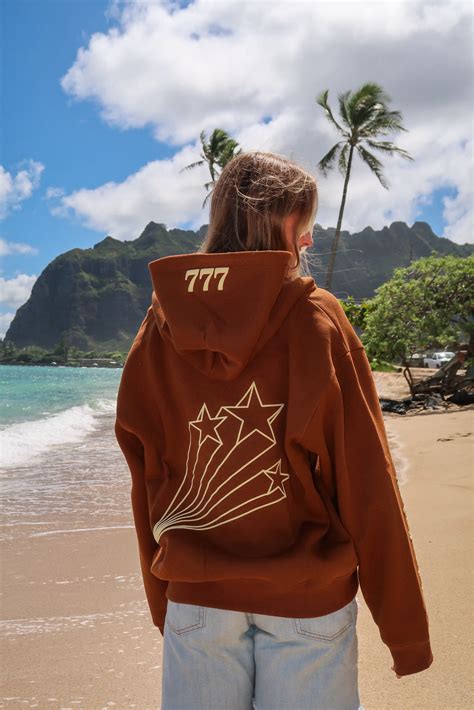 Hoodies Isle Of View