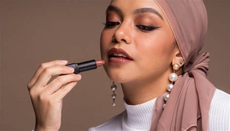 Over 50 It May Be Time To Revamp Your Makeup Choices Women Of Wisdom