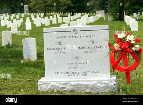 Virginia Mayo Grave