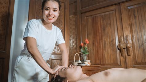 Healing And Relaxation Through Traditional Asian Shiatsu Massage