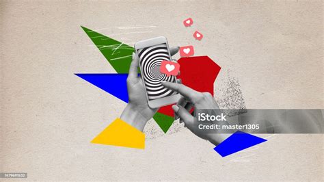 최면 화면이 있는 휴대폰을 들고 있는 인간의 손 많은 소셜 미디어가 좋아합니다 인기와 인터넷 중독 현대 미술 콜라주 소셜 네트워킹에 대한 스톡 사진 및 기타 이미지 Istock