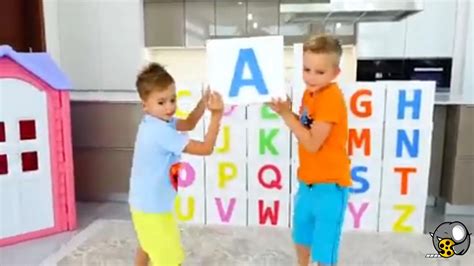 ولاد و نیکینیکی و ولادبازی با مامانماجراهای ولاد و نیکی فیلو