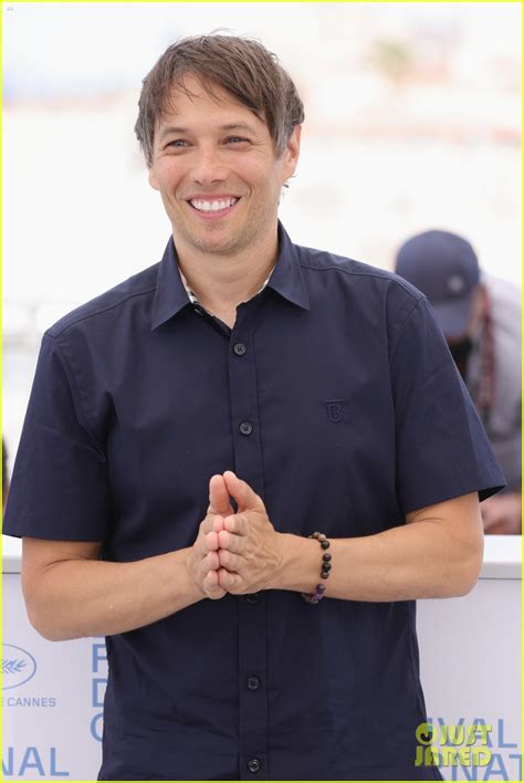 Simon Rex Is Getting Oscar Buzz For Comeback Movie Red Rocket At