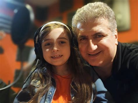 გია მე და ჩემი ანასტასია სტუდიაში მე ვმუშაობ ანასტასია ერთობა ️ 👉 გამოიწერეთ ჩემი