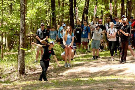 Spectator Etiquette Professional Disc Golf Association