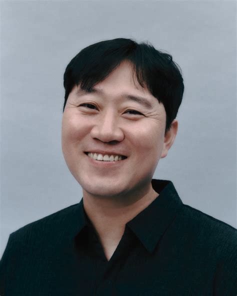 Droping Directed By Kim Yong Wan Headed By Seol Kyung Gu It Was Sportschosun