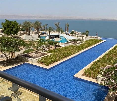 فندق ومنتجع هيلتون البحر الميت