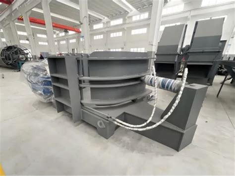 Bulk Bag Conditioner System For Loosening Solidified Bulk Materials