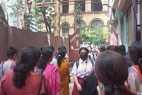 Icse Watch Video Icse Class 10 Board Exam 2023 Begins Dgtl Anandabazar