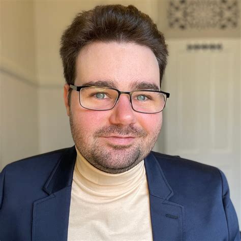 Dr Daniel Sullivan Psychologist