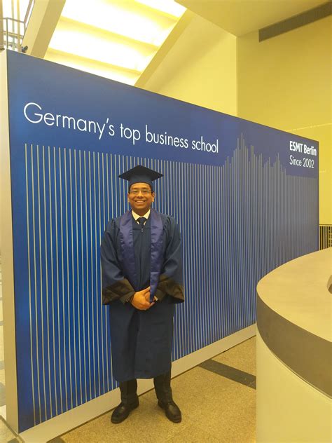 Vikas Mohan Aggarwal Medium