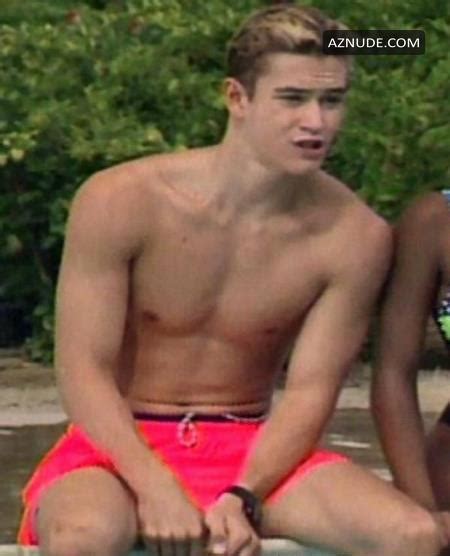 Mark Paul Gosselaar Nude And Sexy Photo Collection Azmen