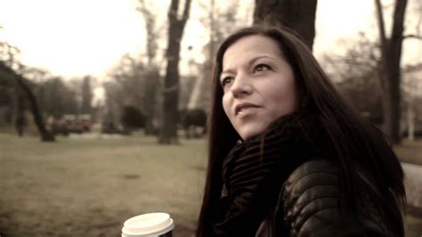 Театър София Лора Мутишева Youtube