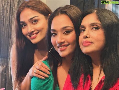 Actress Aishwarya Devan Hd Photos And Wallpapers August 2024 Gethu Cinema