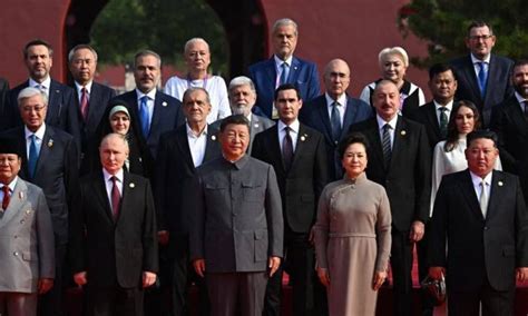 Năstase și Dăncilă Relansați în China