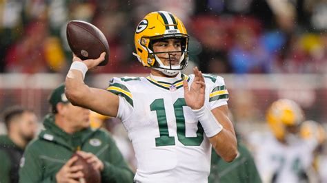 Packers Have Preliminary Discussions On Extension With Love