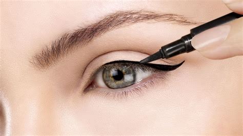 7 Basic Eyeliners Makeup Tutorials Makeup Tutorials Made Simple