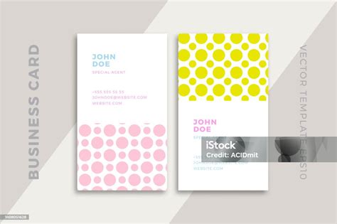 트렌디 한 창조적 인 명함 수직 템플릿 현대적인 기하학적 패턴의 기업 문구 모형 샘플 텍스트가있는 간단한 벡터 편집 가능한 배경