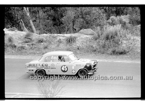 Chris Strode Holden Fc Amaroo Park 13th September 1970 70 Am13970 025 Autopics