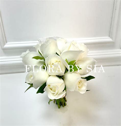 S 147 화이트 장미 부케 Board1 플로라바이시아