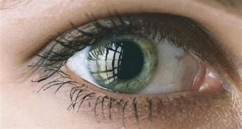 Uveitis Causes Symptoms And Treatment Vue Vision Centre