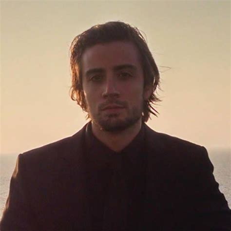 Lester Clifford Medium