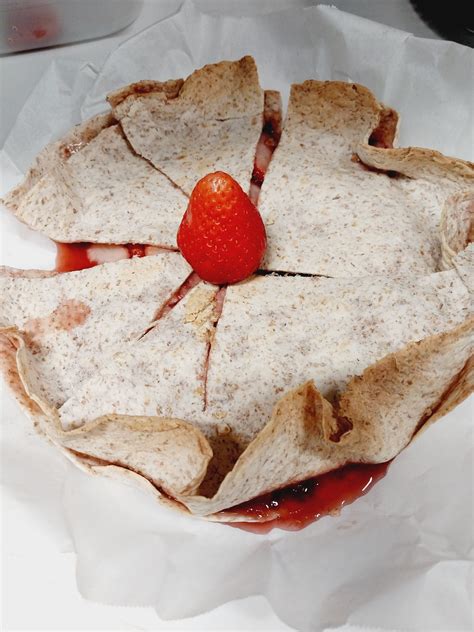 또띠아 딸기파이