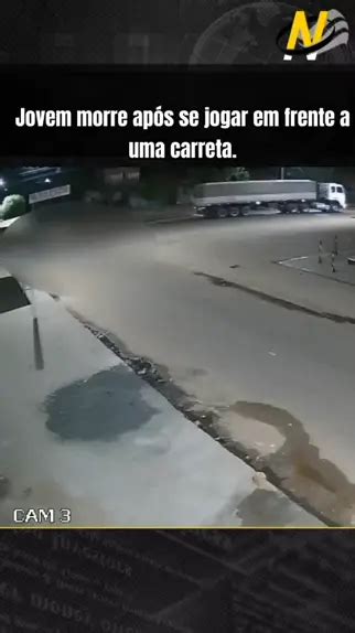 Portal Zacarias Menina Se Joga Na Frente De Uma Carreta Discover