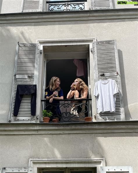 Chloe Lang Wiki Biography Age Gallery Spouse And More