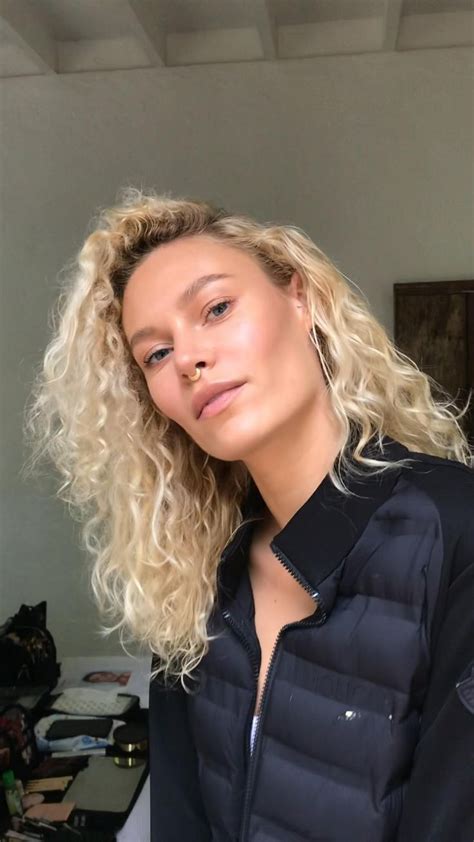 Natural No Makeup Makeup Dewy Skin Brows Face Sunscreen