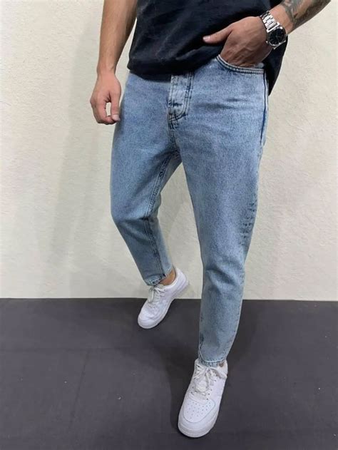Carrot fit jeans: wat is het voor pasvorm en hoe combineer je hem?