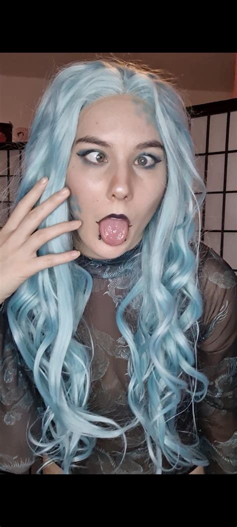 Happy Halloween 🖤 R Ahegaogirls