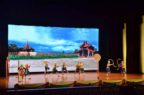 “အသက်ထက်မြတ်သော ဂုဏ်သိက္ခာ” ဆို ငို ပြော ဇာတ်‌တော်ကြီး တင်ဆက်ကပြ၊ နိုင်ငံတော်စီမံအုပ်ချုပ