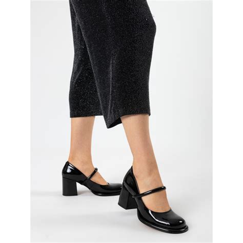 Туфлі жіночі чорні лаковані на каблуці Brocoli 2384Т купити в Marigo ціни в Україні Львові