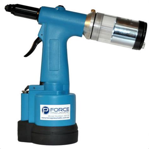 Pneumatic Riveter At 30000 00 Inr In Bengaluru Karnataka Pneumec Kontrolls Private Limited