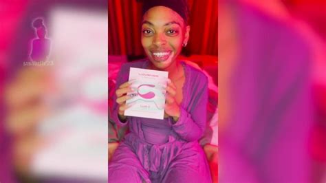 我让一个粉丝控制我的玩具，他让我背靠背射精谁是下一个？