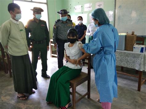 ပေါင်းတည်မြို့၌ အသက် ၁၂ နှစ်နှင့်အထက် ကျောင်းသား၊ ကျောင်းသူများအား ကိုဗစ် ၁၉ ရောဂါ ကာကွယ