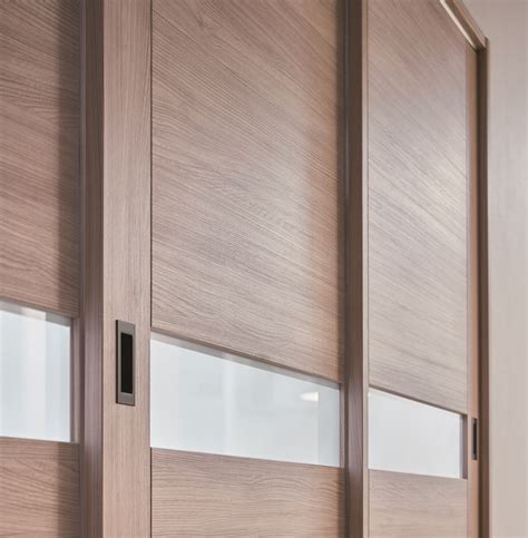 室内ドアがおしゃれな部屋のキーポイントに！ デザインだけでなくレバーハンドル・採光窓にも注目 Woodone（ウッドワン）マガジン｜広島の